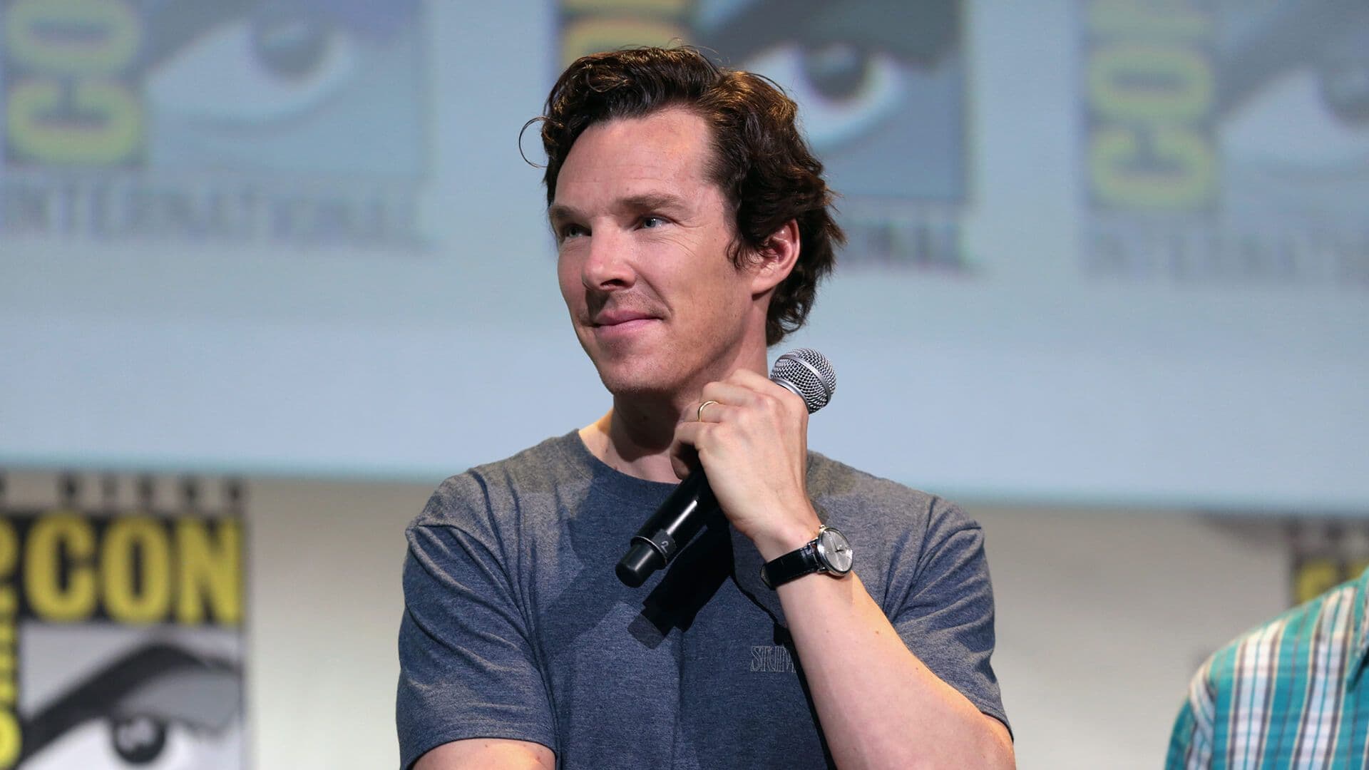 Benedict Cumberbatch Stars in Guy Ritchie’s New Thriller Wife & Dog