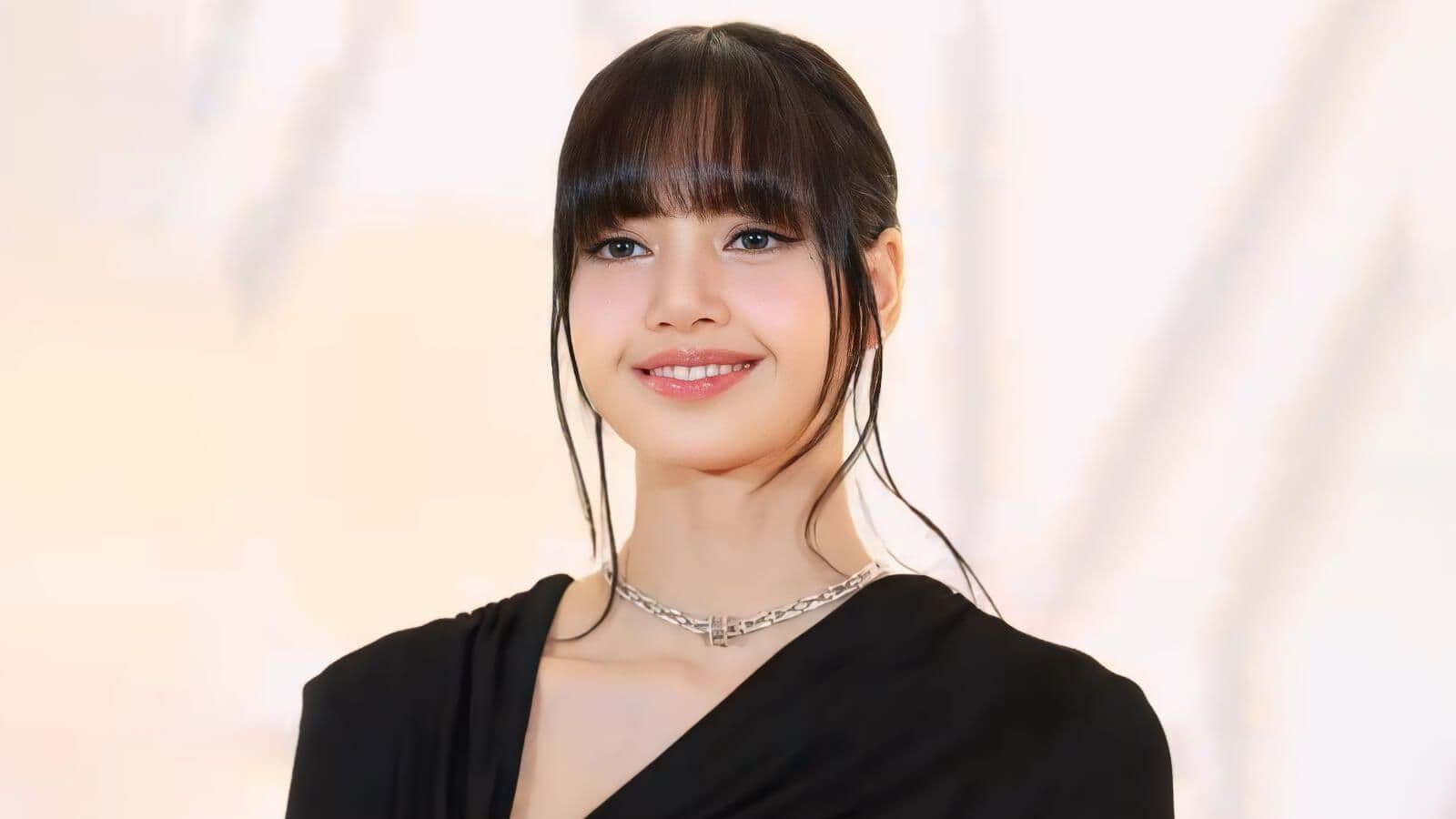 BLACKPINK’s LISA Begins New Solo Era, Talks ROSÉ Bond & Future Plans